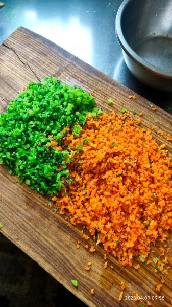 芹菜素馅饺子怎么调馅_芹菜素馅饺子馅怎么调好吃-第2张图片-山城妙识 芹菜素馅饺子怎么调馅_芹菜素馅饺子馅怎么调好吃-第2张图片-山城妙识