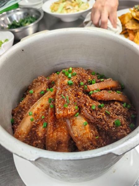 米粉蒸肉是哪里的菜_江西米粉蒸肉正宗做法-第1张图片-山城妙识
