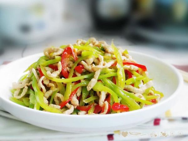 青椒金针菇炒肉丝怎么做_青椒金针菇炒肉丝热量高吗-第3张图片-山城妙识 青椒金针菇炒肉丝怎么做_青椒金针菇炒肉丝热量高吗-第3张图片-山城妙识