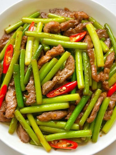 青蒜炒肉怎么做_青蒜炒肉的家常做法-第1张图片-山城妙识 青蒜炒肉怎么做_青蒜炒肉的家常做法-第1张图片-山城妙识