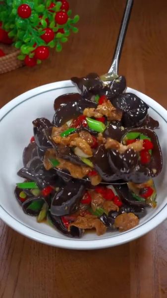 木耳单独怎么炒_木耳炒多久才熟-第3张图片-山城妙识