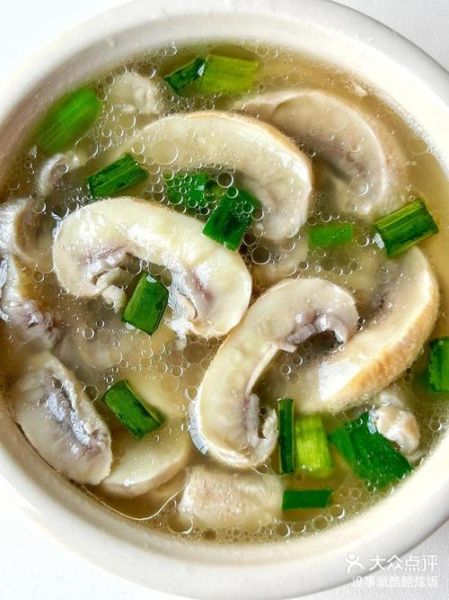 蘑菇汤的做法大全_蘑菇汤怎么做好喝又简单-第1张图片-山城妙识 蘑菇汤的做法大全_蘑菇汤怎么做好喝又简单-第1张图片-山城妙识