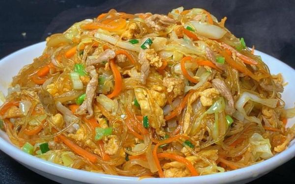 铁板粉丝包菜怎么做_铁板粉丝包菜的家常做法-第3张图片-山城妙识 铁板粉丝包菜怎么做_铁板粉丝包菜的家常做法-第3张图片-山城妙识