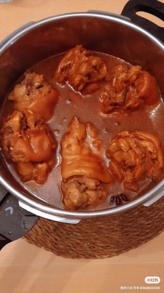 高压锅卤猪蹄怎么做_高压锅卤猪蹄要多久-第1张图片-山城妙识 高压锅卤猪蹄怎么做_高压锅卤猪蹄要多久-第1张图片-山城妙识