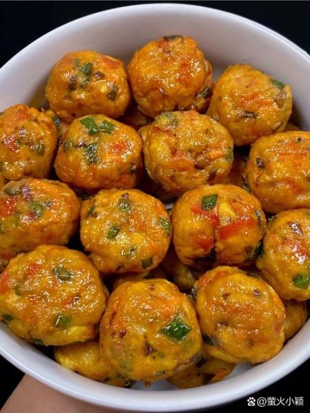 炸肉丸子怎么做_炸肉丸子外酥里嫩技巧-第3张图片-山城妙识