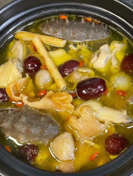 广东海参煲汤的做法_海参煲汤用什么海参最好-第1张图片-山城妙识 广东海参煲汤的做法_海参煲汤用什么海参最好-第1张图片-山城妙识