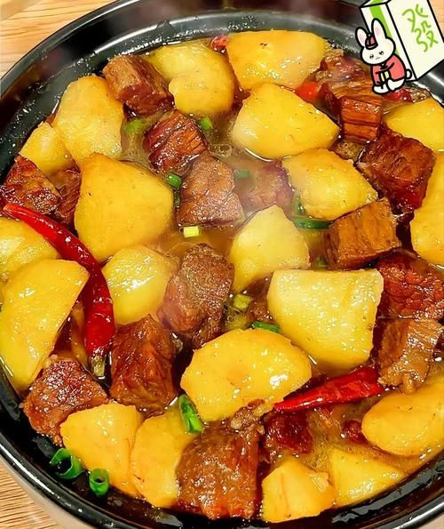 土豆炖牛腩怎么做好吃又简单_家常版零失败做法-第1张图片-山城妙识 土豆炖牛腩怎么做好吃又简单_家常版零失败做法-第1张图片-山城妙识