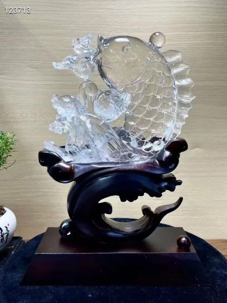 水晶鱼图片有什么寓意_水晶鱼图片怎么选-第1张图片-山城妙识 水晶鱼图片有什么寓意_水晶鱼图片怎么选-第1张图片-山城妙识