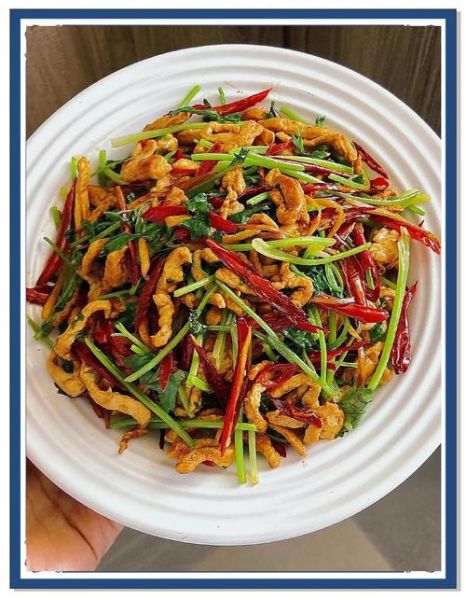 辣子炒肉丝怎么做才好吃_辣子炒肉丝的正宗做法-第1张图片-山城妙识 辣子炒肉丝怎么做才好吃_辣子炒肉丝的正宗做法-第1张图片-山城妙识