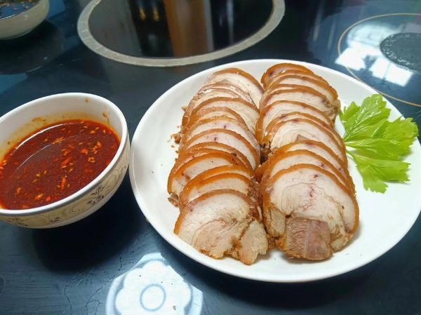 肘花卷怎么做_肘花卷热量高吗-第1张图片-山城妙识 肘花卷怎么做_肘花卷热量高吗-第1张图片-山城妙识