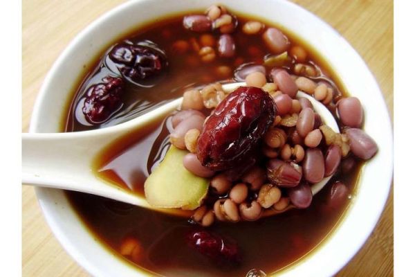 补气养血吃什么最快_哪些食物补血效果最好-第1张图片-山城妙识