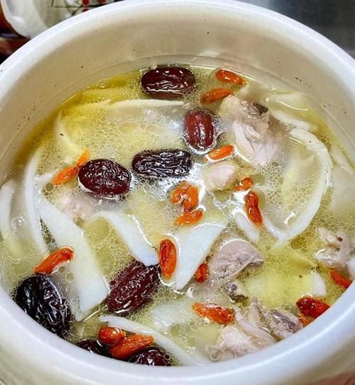 怎样炖鸡汤好喝_鸡汤怎么炖才香-第3张图片-山城妙识