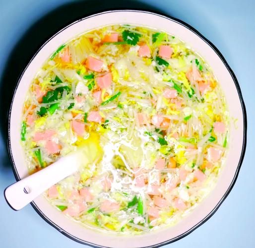 金针菇汤怎么做好喝_金针菇汤最简单的做法-第1张图片-山城妙识 金针菇汤怎么做好喝_金针菇汤最简单的做法-第1张图片-山城妙识