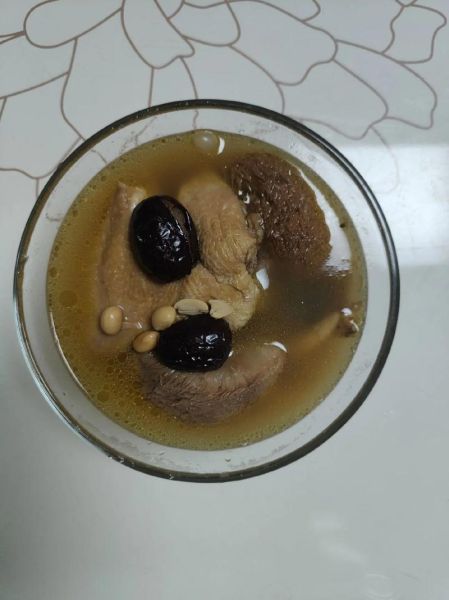 新鲜猴头菇煲汤的做法大全_猴头菇怎么煲汤不苦-第3张图片-山城妙识 新鲜猴头菇煲汤的做法大全_猴头菇怎么煲汤不苦-第3张图片-山城妙识