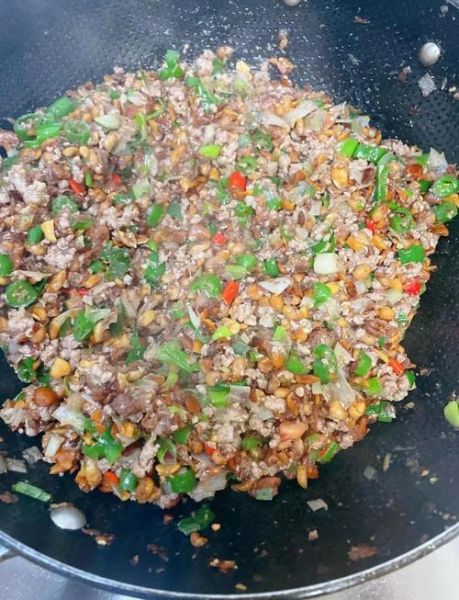 麻虾酱怎么吃_麻虾酱吃法大全-第3张图片-山城妙识 麻虾酱怎么吃_麻虾酱吃法大全-第3张图片-山城妙识