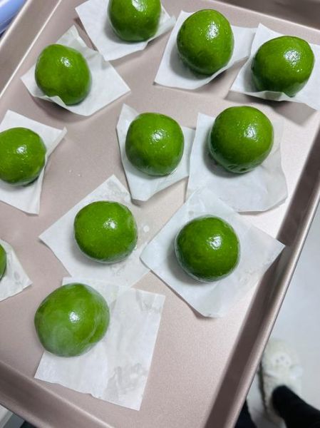 青团子是什么草做的_青团子用什么草汁最正宗-第1张图片-山城妙识