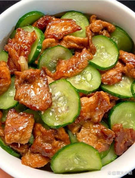 青瓜炒肉片怎么做_青瓜炒肉片用猪肉还是牛肉-第1张图片-山城妙识 青瓜炒肉片怎么做_青瓜炒肉片用猪肉还是牛肉-第1张图片-山城妙识