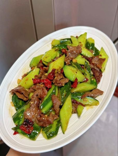青瓜炒肉片怎么做_青瓜炒肉片用猪肉还是牛肉-第2张图片-山城妙识 青瓜炒肉片怎么做_青瓜炒肉片用猪肉还是牛肉-第2张图片-山城妙识