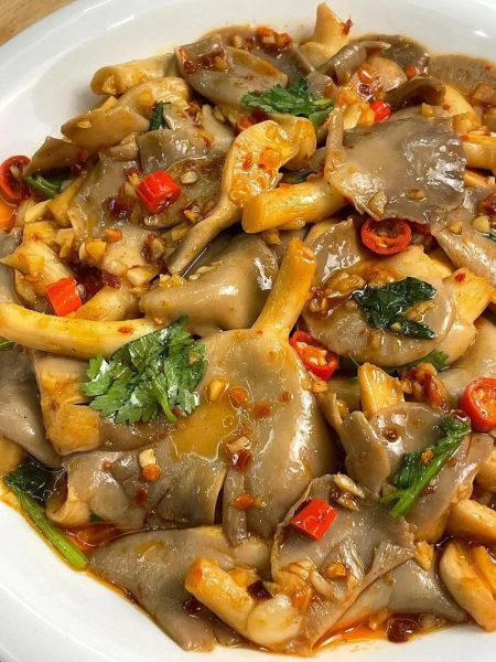 平菇怎么炒好吃_家常平菇炒肉做法-第3张图片-山城妙识