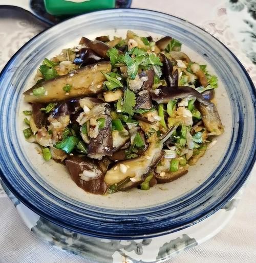 酱茄子不用过油怎么做_茄子不油炸也能酱香浓郁-第1张图片-山城妙识