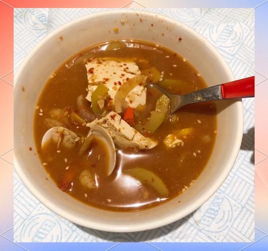 韩国大酱汤怎么做_正宗大酱汤需要哪些材料-第1张图片-山城妙识 韩国大酱汤怎么做_正宗大酱汤需要哪些材料-第1张图片-山城妙识