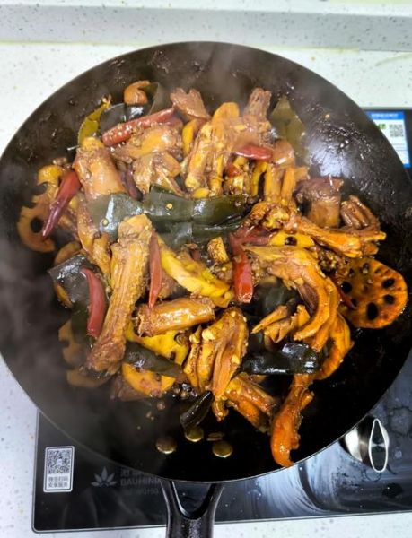 卤鸭胗怎么做好吃_卤鸭胗要焯水吗-第1张图片-山城妙识