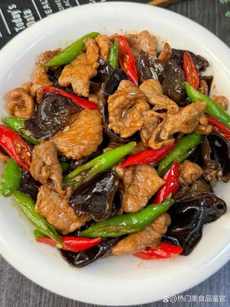 木耳不能和什么菜一起炒_木耳炒菜的禁忌搭配-第2张图片-山城妙识