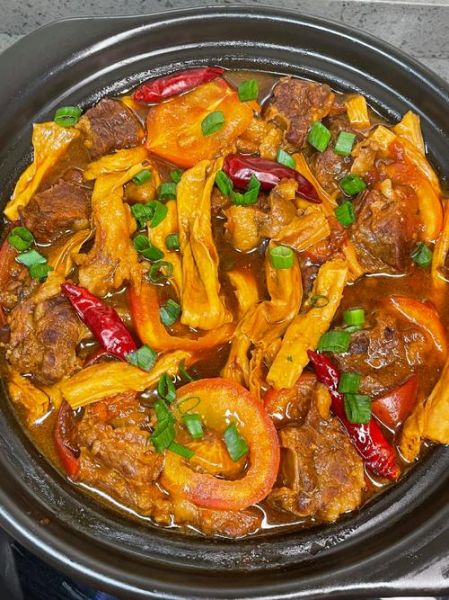 如何炖牛肉软烂入味_炖牛肉放什么香料最香-第2张图片-山城妙识