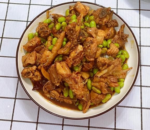 毛豆烧鸡块怎么做好吃_毛豆烧鸡块的家常做法-第2张图片-山城妙识