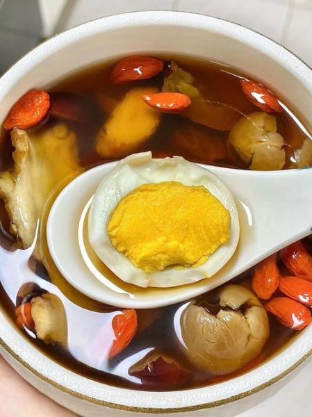 补血养颜的食物有哪些_女人吃什么最养颜-第1张图片-山城妙识 补血养颜的食物有哪些_女人吃什么最养颜-第1张图片-山城妙识