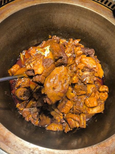 铁锅炖大鹅好吃吗_铁锅炖大鹅怎么做才香-第1张图片-山城妙识