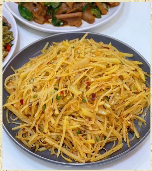 辣炒土豆丝怎么做_辣炒土豆丝怎么炒才脆-第3张图片-山城妙识 辣炒土豆丝怎么做_辣炒土豆丝怎么炒才脆-第3张图片-山城妙识