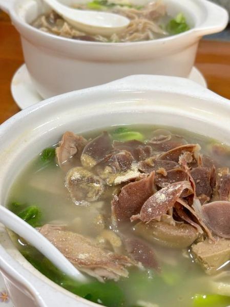 老鸭粉丝汤怎么做好吃_老鸭粉丝汤的做法大全-第1张图片-山城妙识