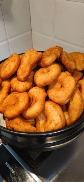 炸油饼的家常做法_油饼怎么炸才蓬松-第1张图片-山城妙识