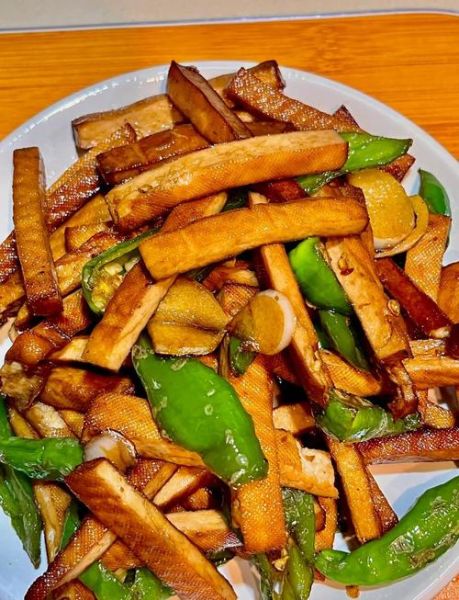 素炒豆腐干怎么炒好吃_素炒豆腐干的做法大全-第1张图片-山城妙识