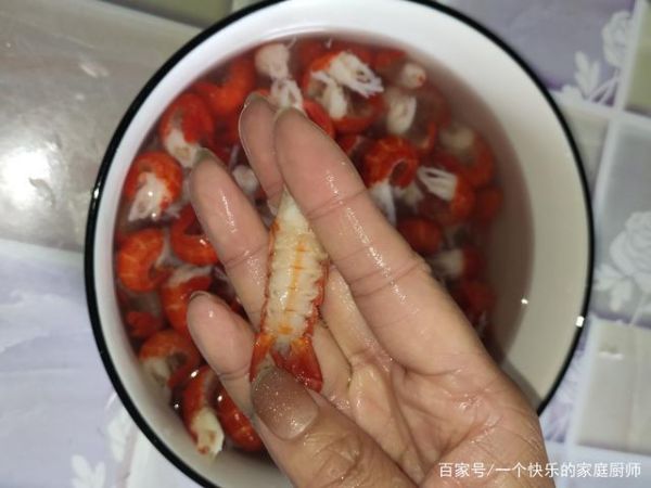 虾尾怎么清洗_虾尾清洗去沙线技巧-第3张图片-山城妙识