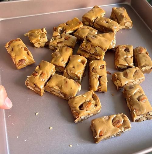 太妃糖的做法_太妃糖为什么硬-第1张图片-山城妙识 太妃糖的做法_太妃糖为什么硬-第1张图片-山城妙识