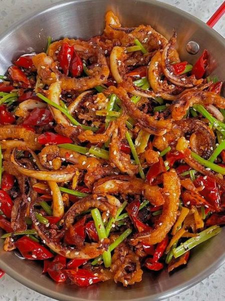 鱿鱼须怎么做好吃又简单_鱿鱼须家常做法大全-第1张图片-山城妙识