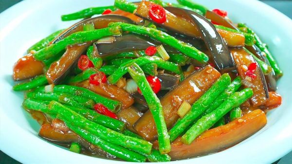 豆角烧茄子怎么做_豆角烧茄子热量高吗-第2张图片-山城妙识 豆角烧茄子怎么做_豆角烧茄子热量高吗-第2张图片-山城妙识