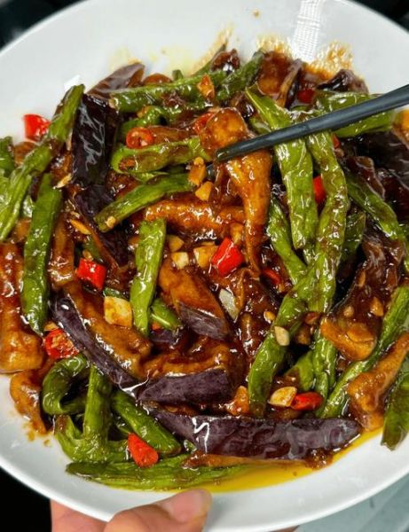 豆角烧茄子怎么做_豆角烧茄子热量高吗-第3张图片-山城妙识 豆角烧茄子怎么做_豆角烧茄子热量高吗-第3张图片-山城妙识