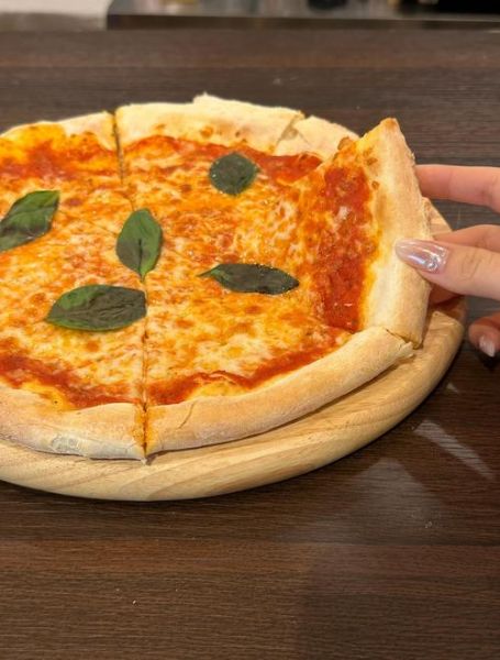 世界十大披萨品牌哪个好吃_如何挑选正宗意式披萨-第3张图片-山城妙识