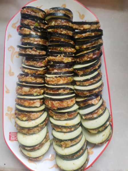 炸茄盒怎么做_炸茄盒家常做法步骤-第1张图片-山城妙识 炸茄盒怎么做_炸茄盒家常做法步骤-第1张图片-山城妙识