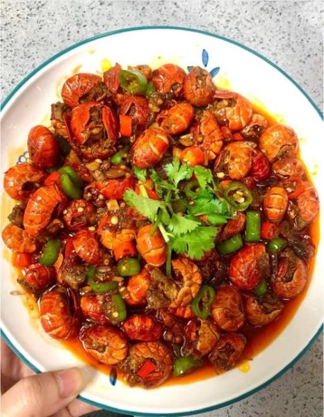 龙虾尾怎么做好吃_家常龙虾尾做法视频-第3张图片-山城妙识 龙虾尾怎么做好吃_家常龙虾尾做法视频-第3张图片-山城妙识