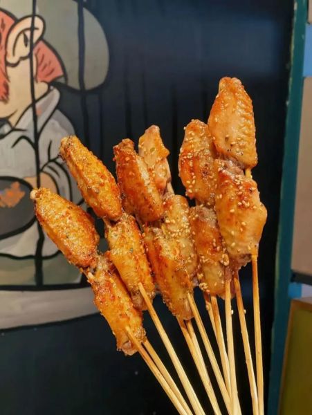 鸡翅中怎么烧烤好吃_烧烤鸡翅中腌制配方-第1张图片-山城妙识 鸡翅中怎么烧烤好吃_烧烤鸡翅中腌制配方-第1张图片-山城妙识