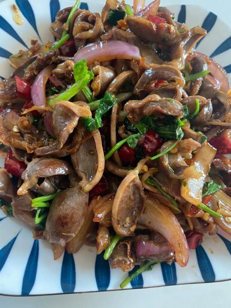 鸡胗怎么炒才脆嫩不腥_鸡胗焯水几分钟最好-第3张图片-山城妙识 鸡胗怎么炒才脆嫩不腥_鸡胗焯水几分钟最好-第3张图片-山城妙识