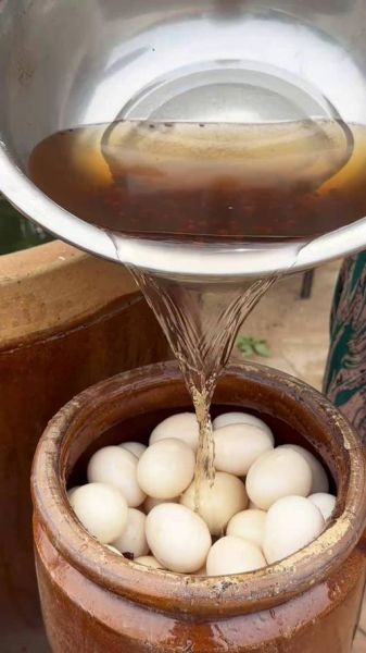 腌鸡蛋的做法用盐比例_腌鸡蛋一斤鸡蛋多少盐-第3张图片-山城妙识 腌鸡蛋的做法用盐比例_腌鸡蛋一斤鸡蛋多少盐-第3张图片-山城妙识