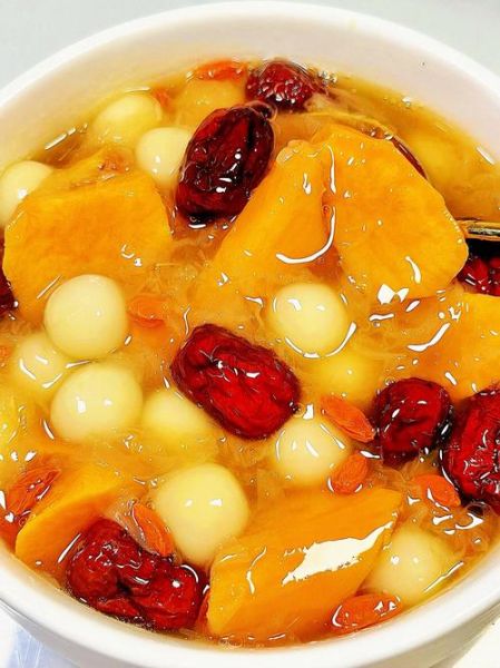 银耳汤怎么做才能补胶原蛋白_银耳汤补胶原蛋白的做法-第1张图片-山城妙识