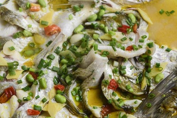 草鱼炖豆腐的家常做法_草鱼炖豆腐怎么做才好吃-第2张图片-山城妙识