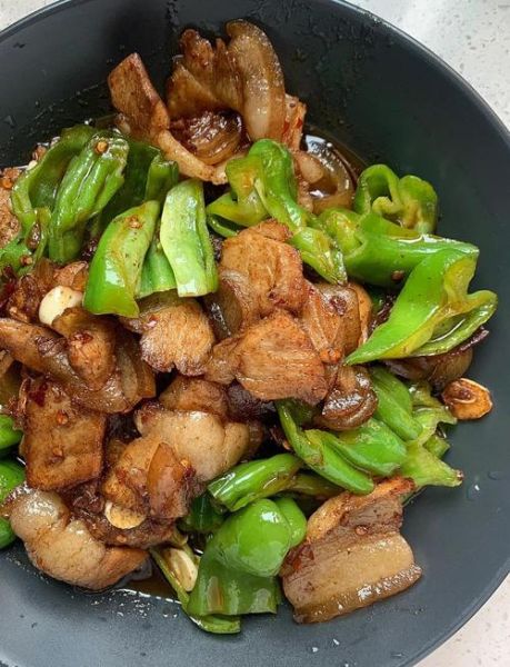回锅肉怎么炒才好吃_回锅肉正宗做法步骤-第1张图片-山城妙识 回锅肉怎么炒才好吃_回锅肉正宗做法步骤-第1张图片-山城妙识