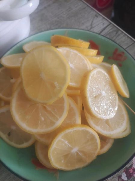 蜂蜜浸泡柠檬的做法_柠檬蜂蜜怎么保存-第3张图片-山城妙识
